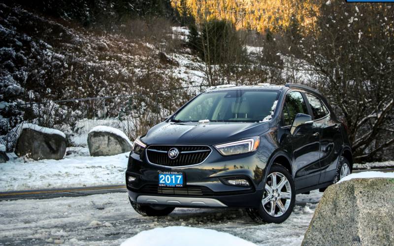 Comparison - Buick Encore Premium 2017 - vs - Lexus RX 350 F sport 2017 | SUV Drive